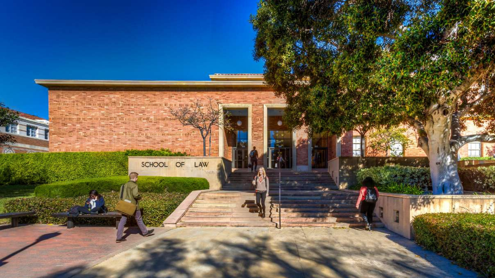 UCLA School of Law seeks Associate Dean for External Affairs | Lindauer